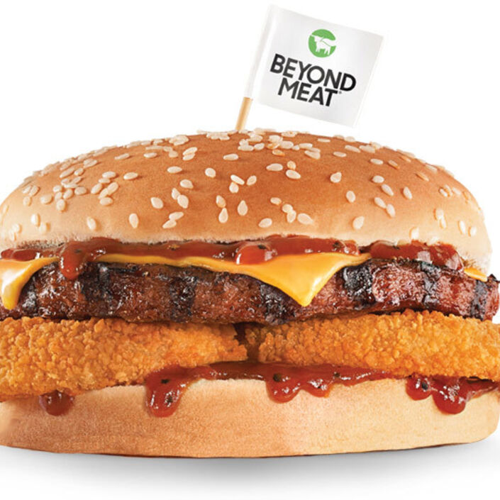 Carl's Jr Beyond BBQ Cheeseburger Nutrition Facts
